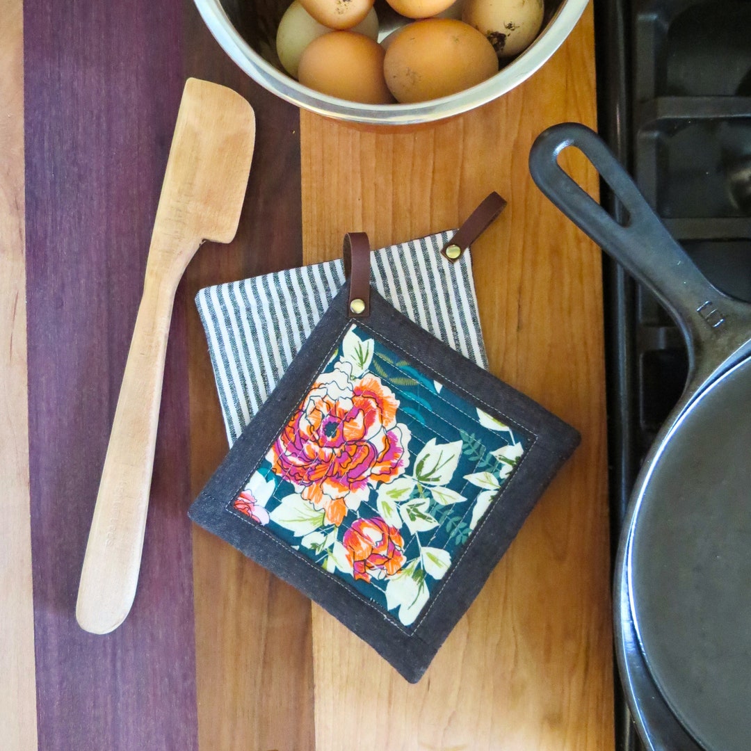 Small Potholder Set MINI Matching Quilted Hot Pad Gift Idea for ...