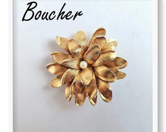 Vintage Marcel Boucher 8375P Dahlia Gold Tone Faux Pearl Center Brooch ...