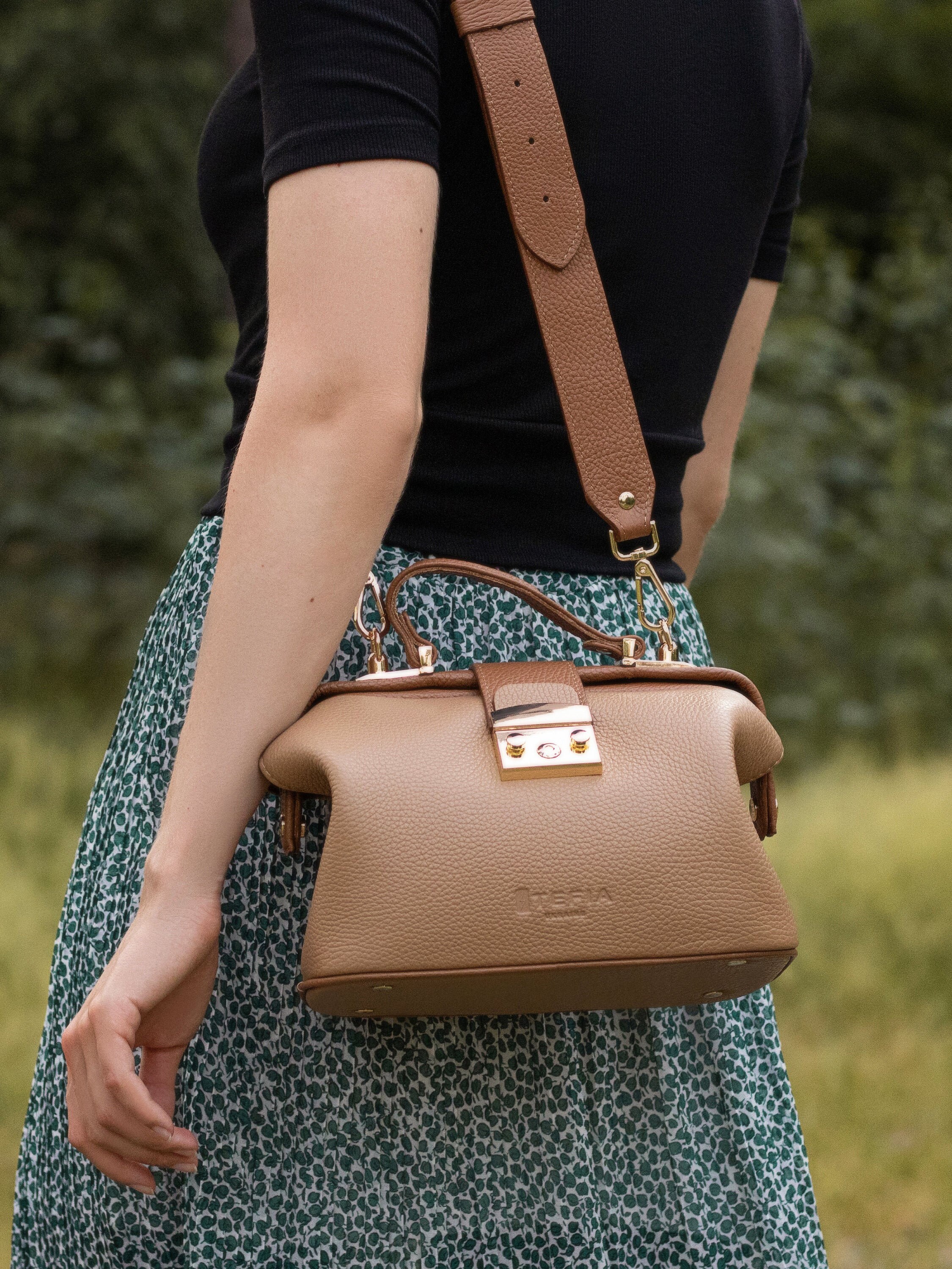 Soft Leather Doctor Style Bag Small Shoulder Bag Modern - Etsy UK