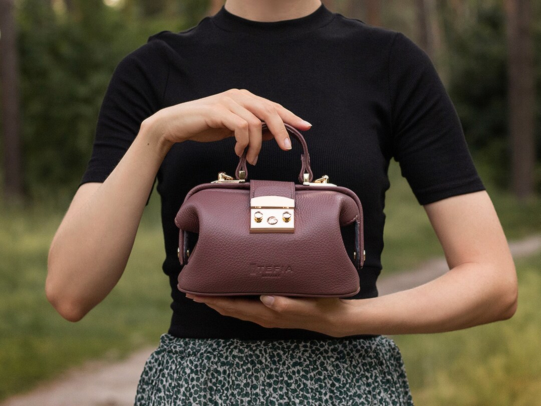 Genuine Leather Doctor Bag Vintage Crossbody Bag Minimalist - Etsy