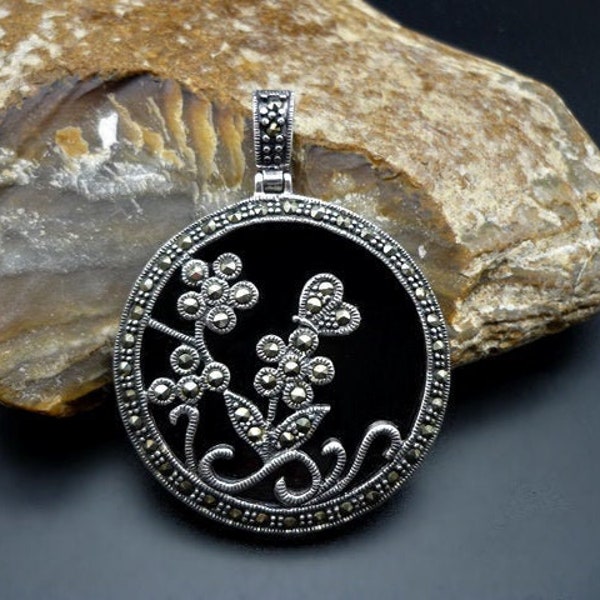 Omega Slide Pendant - Etsy