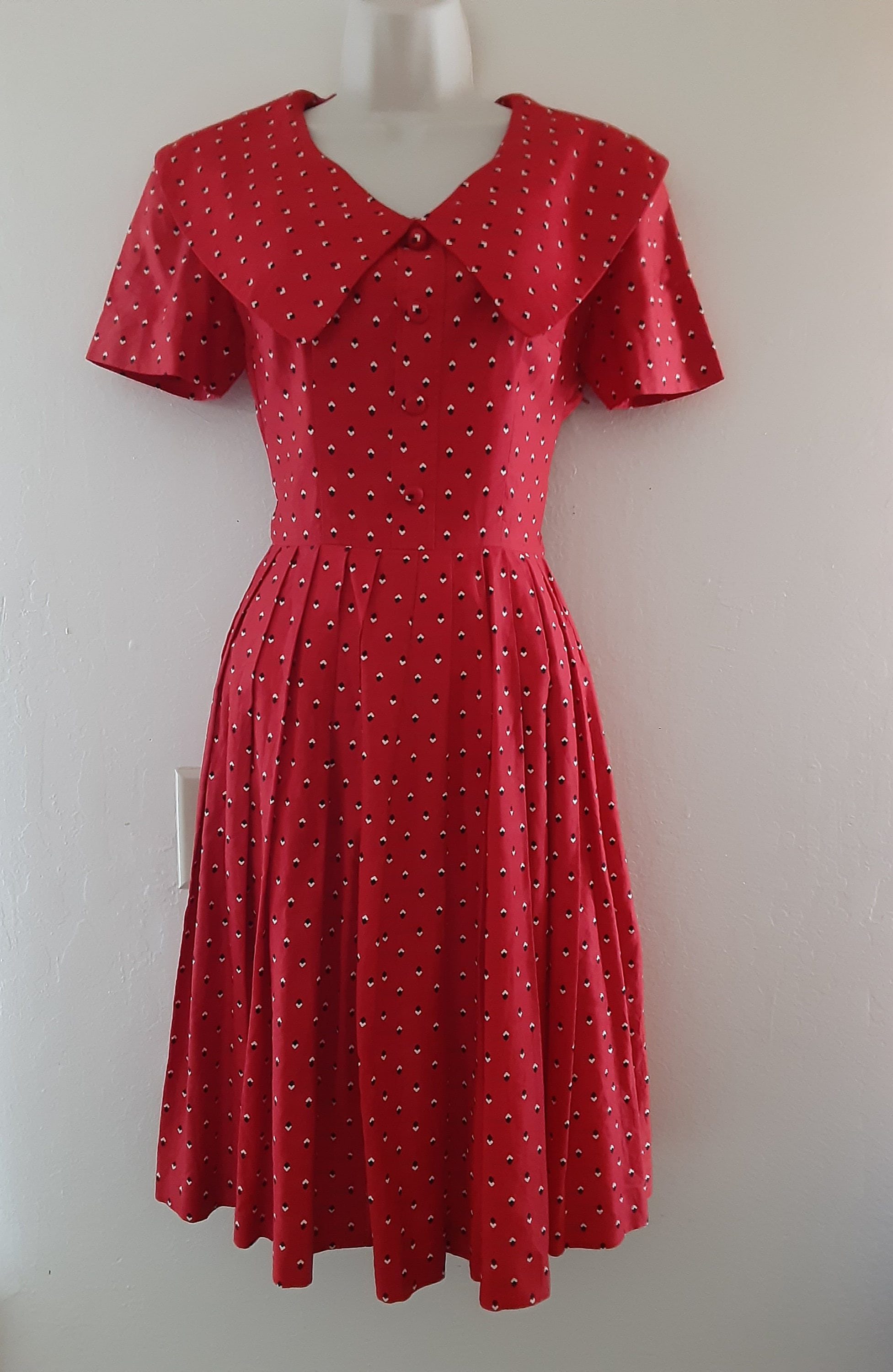 Vintage 1950s Red Dress With Oversized Shawl Collar / Hommage à Manoel ...