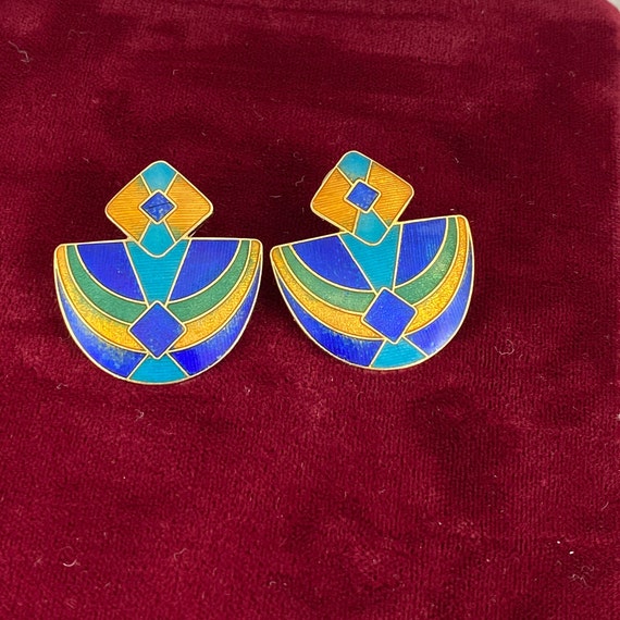 Vintage Stunning Colors of deep hues of lapis blue, a… - Gem