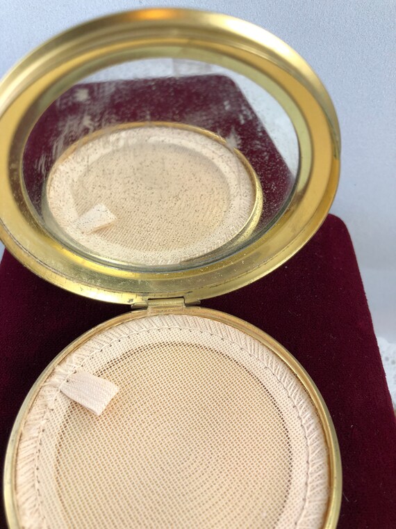 Vintage Makeup Compact, Gold Tone with Hand Painted F… - Gem