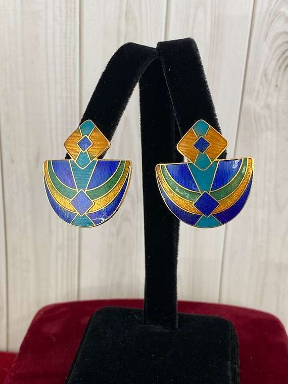 Vintage Stunning Colors of deep hues of lapis blue, a… - Gem