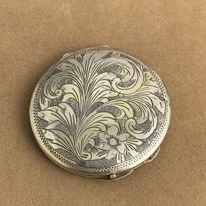 Vintage 1960s Italian Handmade Ladies 800 Silver Makeup Compact With ...