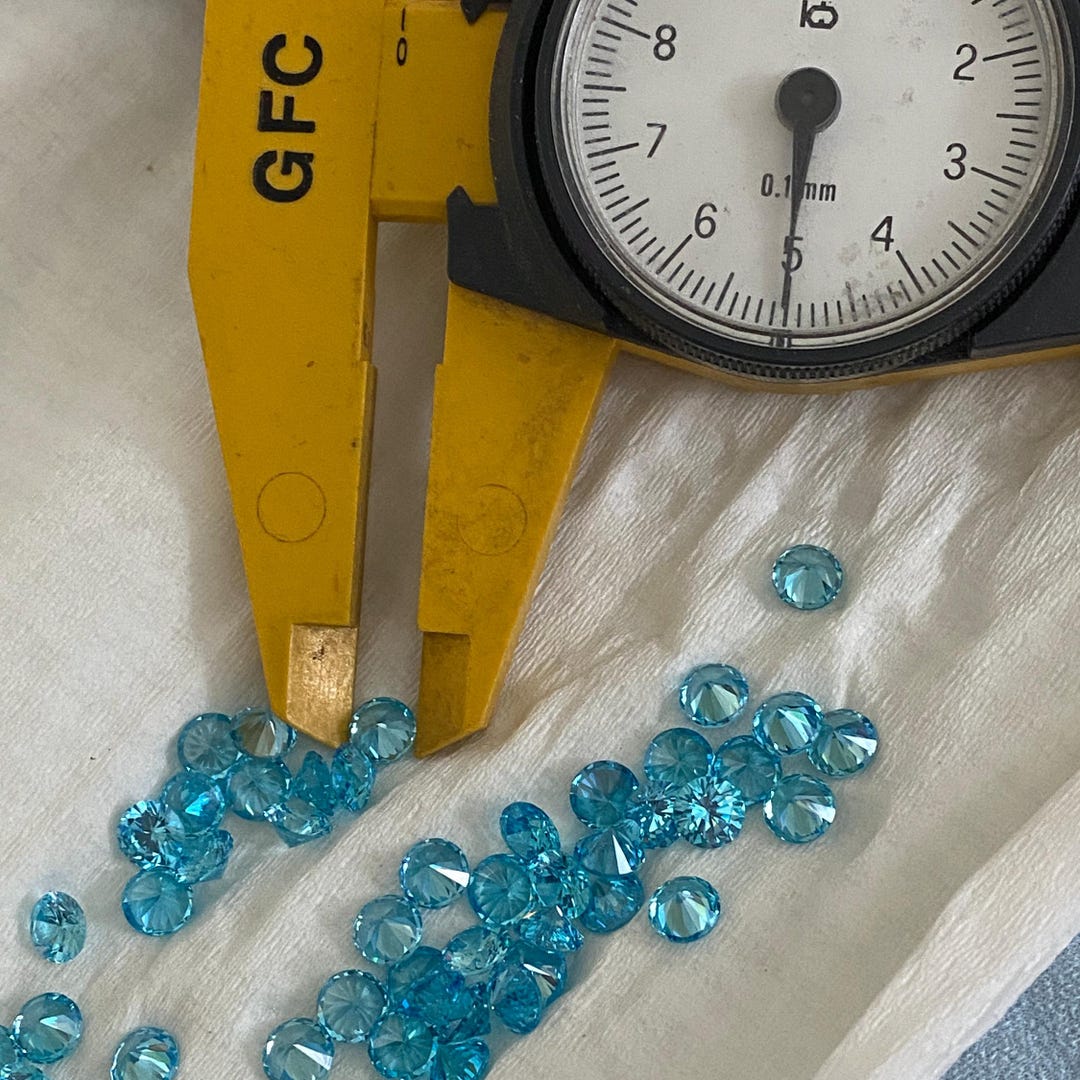 5MM Perfect Color and Quality Faceted Sea Blue Round CZ Machine Cut ...