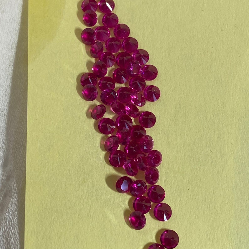 2MM Brilliant Ruby Synthetic Red Corundum Loose Round Shape Synthetic ...