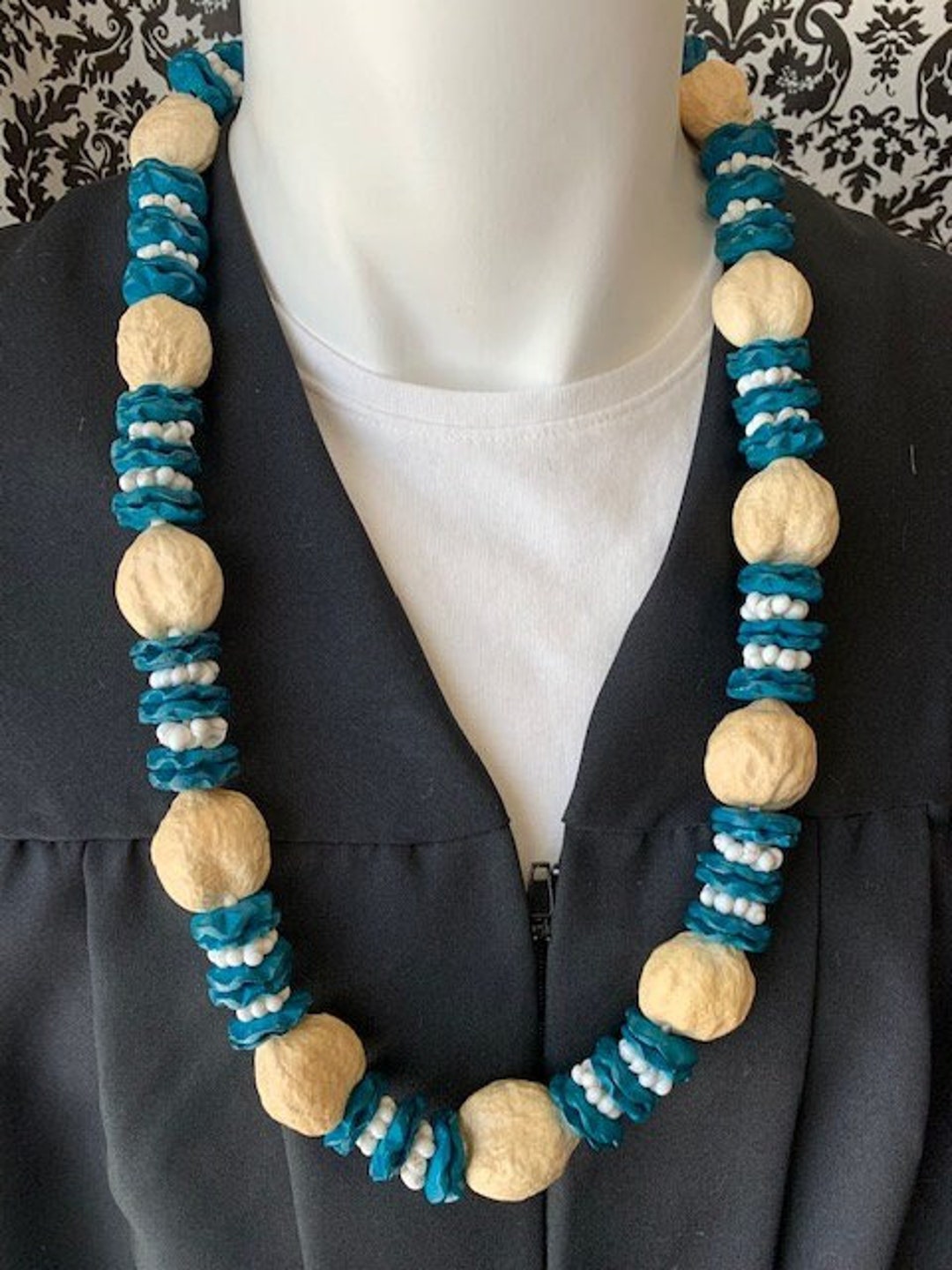 Class of 2025 NATURAL Hawaiian Kukui Nut Lei Coco Flower Lei Mongo ...