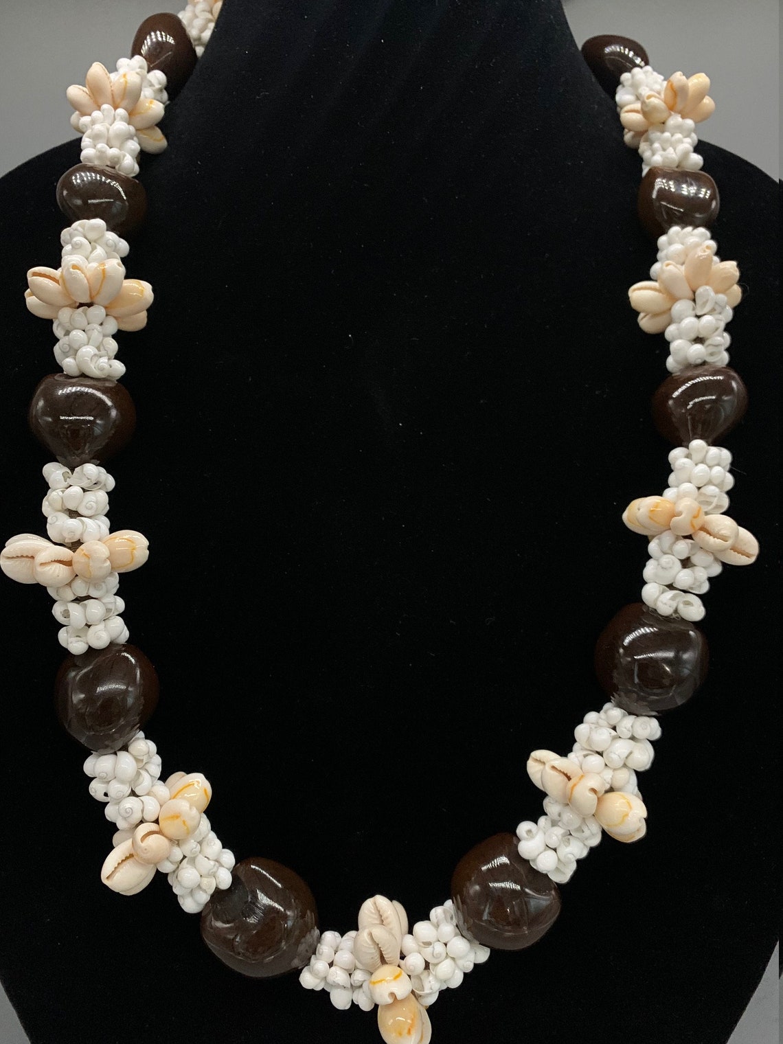 Hawaiian Koa Seed Cowrie Shell Kukui Nut Lei BROWN Kukui Lei Necklace ...