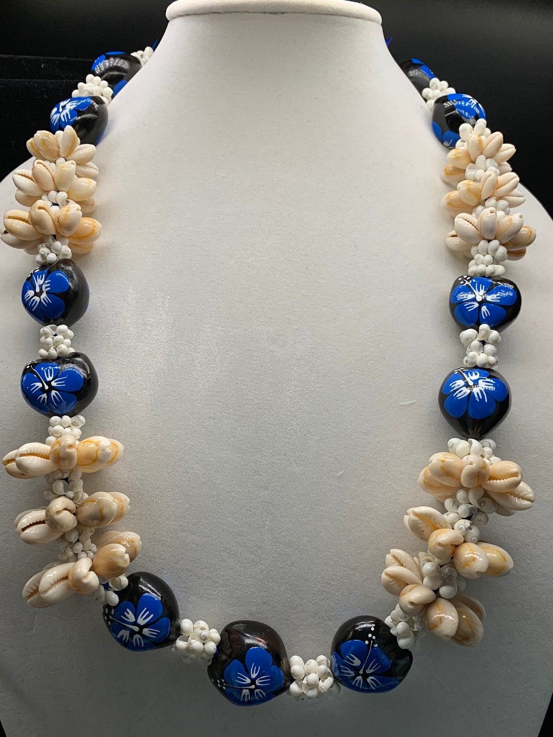 Hawaiian Hibiscus Kukui Nut Cowrie Shell Shell Lei Kukui Lei Necklace ...