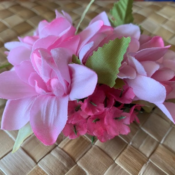 Hawaiian Hair Clips - Etsy
