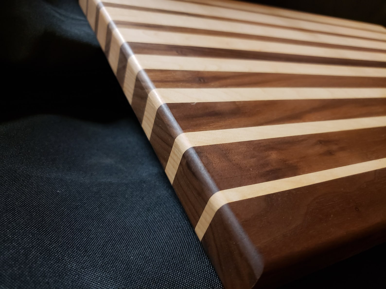 Gradient Cutting Board Fade Cutting Board Walnut and Maple - Etsy