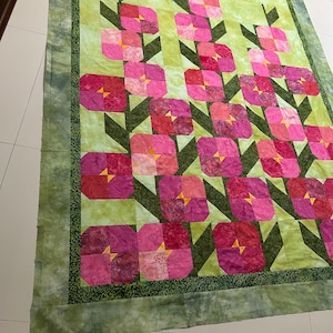 Poppies Quilt, Flower Garden Quilt, Queen Size Quilt, Twin Quilt, Quilted Bedspreads, Floral ...