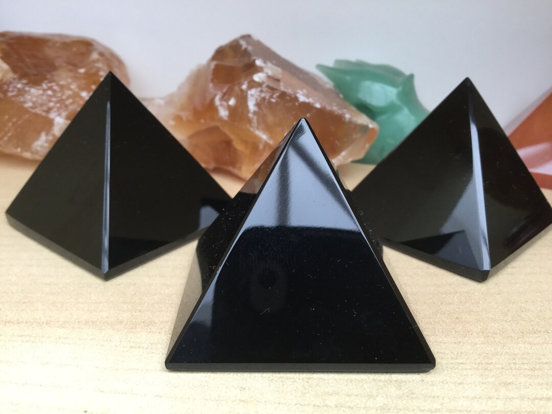 Black Obsidian Reiki Healing Crystal Pyramid, Hand Polished and Smooth ...
