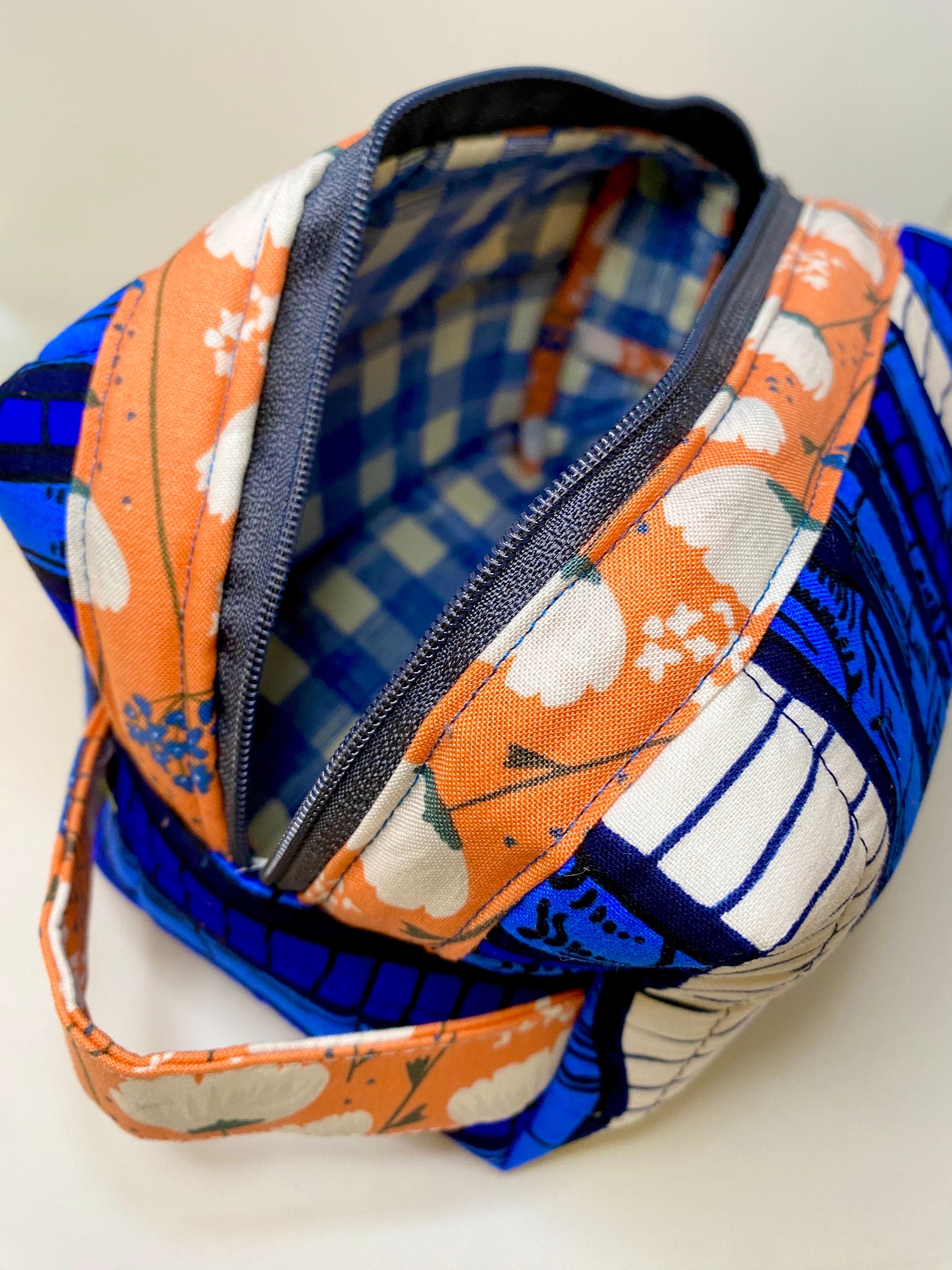 Quilted Boxy Zip Pouch in African Print - Etsy