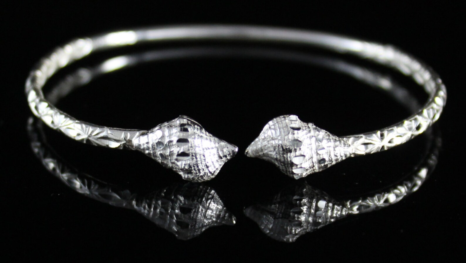West Indian Bangle Conch Lambi Shell With Calypso Pattern Handmade .925 ...