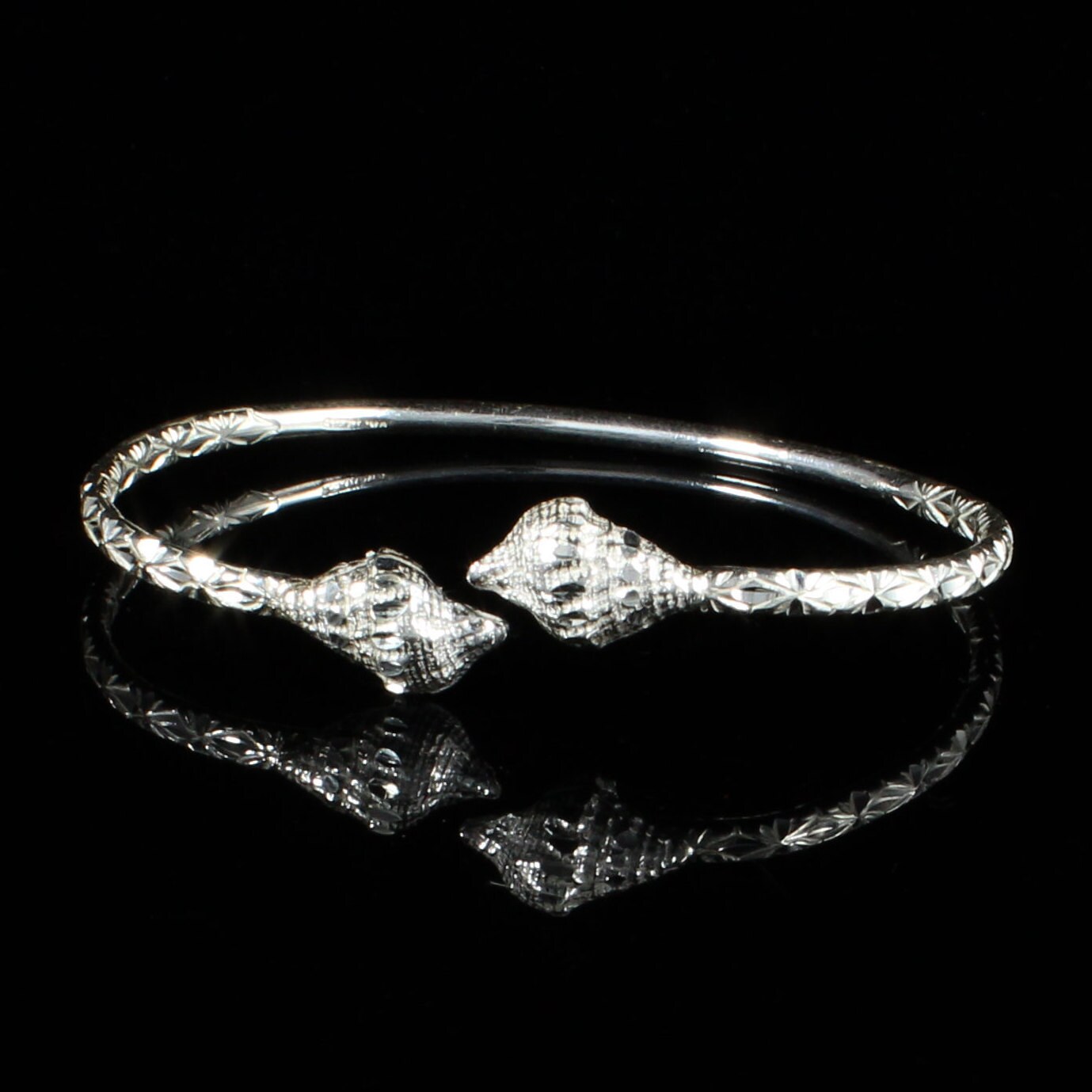 110 West Indian Bangle Conch Lambi Shell With Calypso Pattern Handmade ...