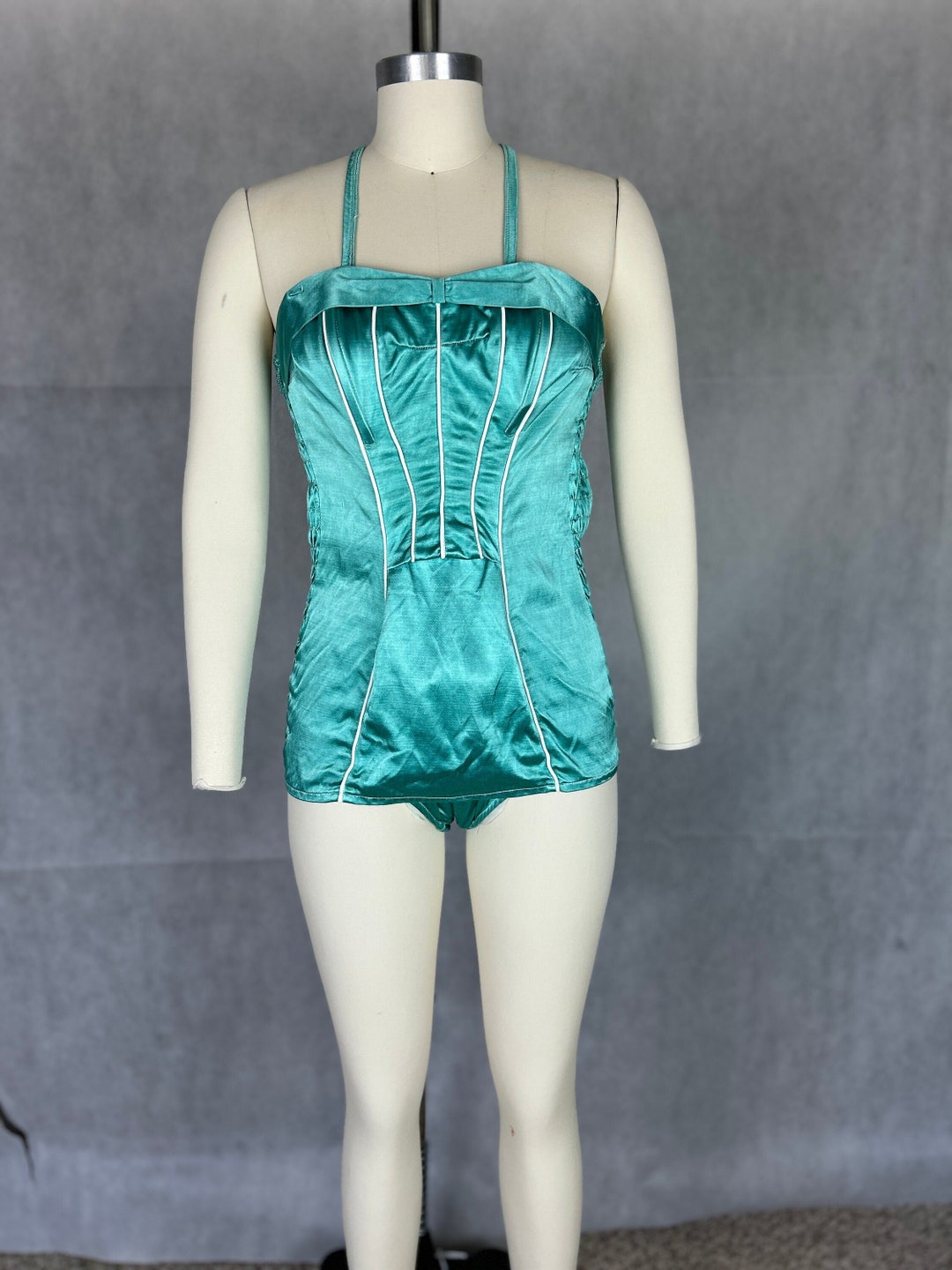 Vintage 1940 Stretch Satin Bathing Suit With Beautiful White Piping ...