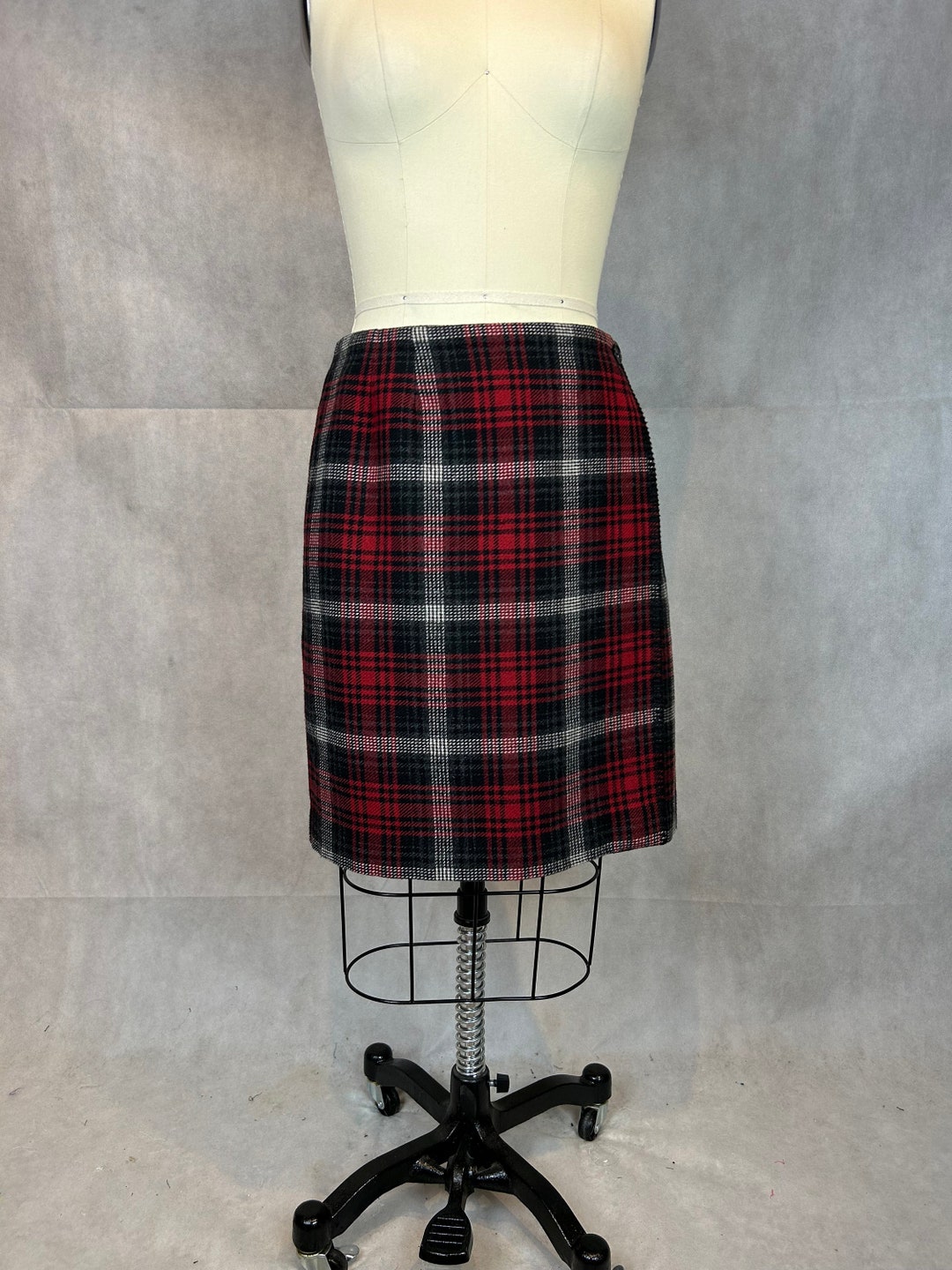 Vintage Red, Black and White Textured Tartan Plaid Wrap Around Skirt ...