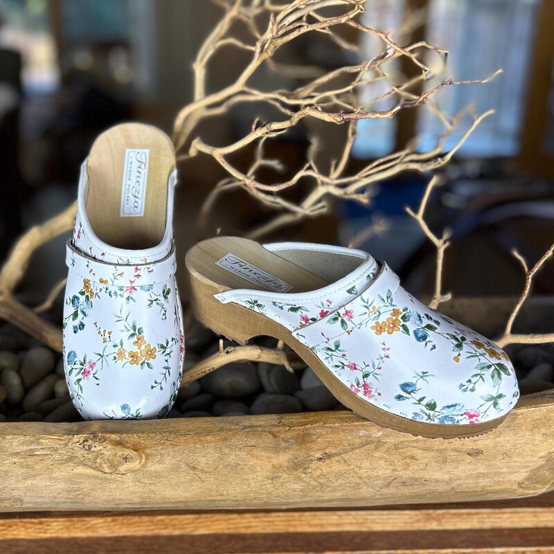 Hand Painted Clogs - Etsy