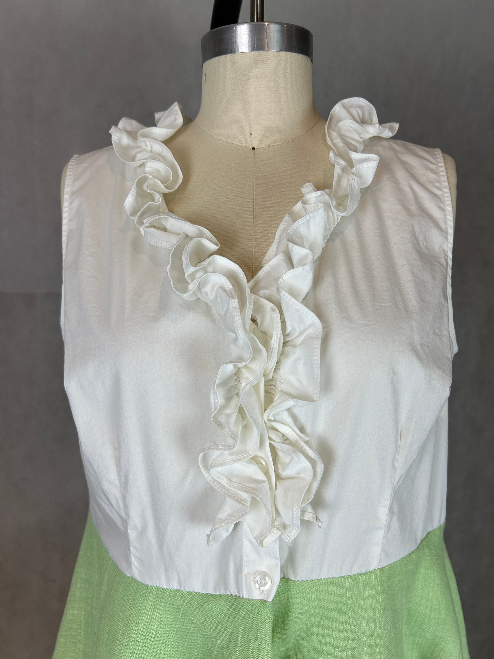 Upcycled Vintage 1950s Table Cloth and Ruffled Stretch Cotton Ruffled ...