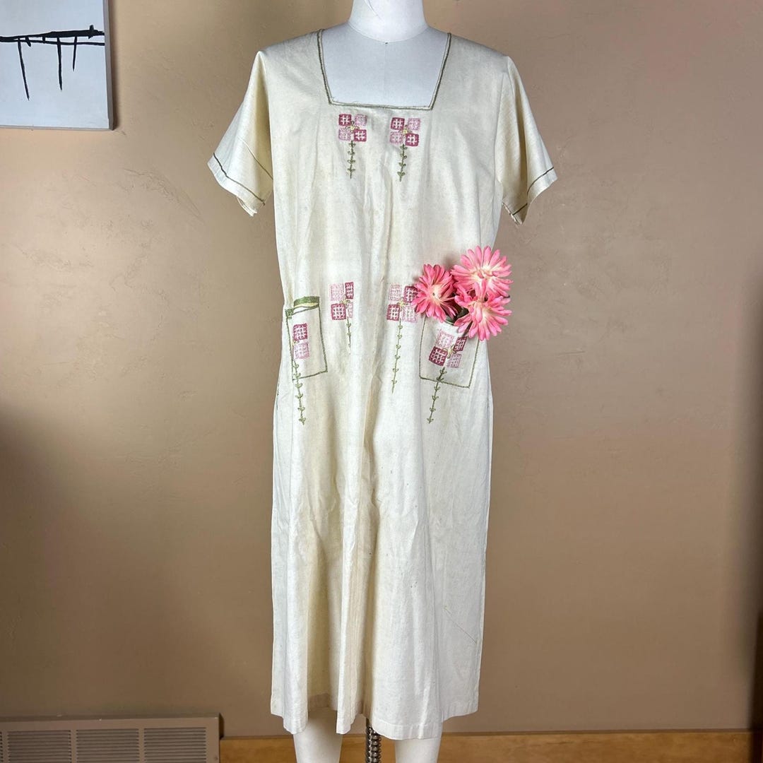 Antique Vintage 1920s Arts & Crafts Shift Dress Made of Cotton Muslin ...