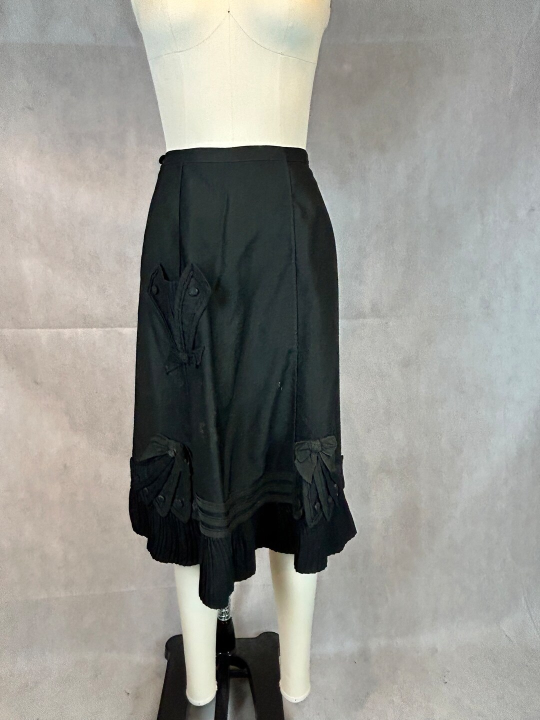 Gothic Victorian Silk Apron - Beautiful Handwork With A Little Creep ...