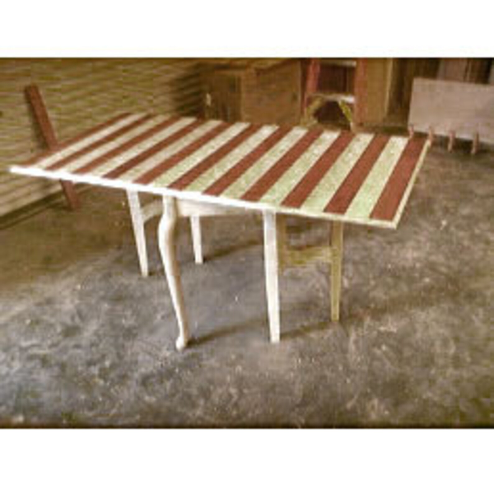 Maggie Table - Etsy
