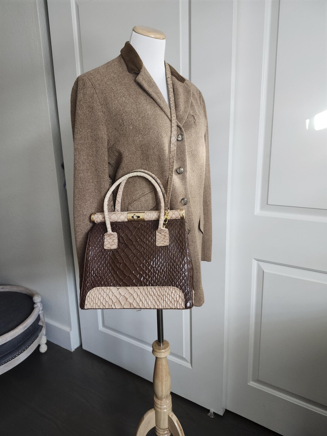 Elegant Embossed Vintage Leather Pelle Di Giada Handbag. Rare Find. - Etsy