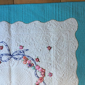 Vintage Linen Hand Embroidered Quilt - Etsy