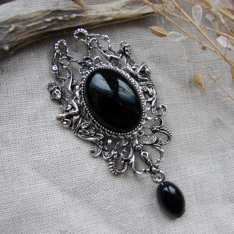Large Stone Filigree Brooch - Etsy