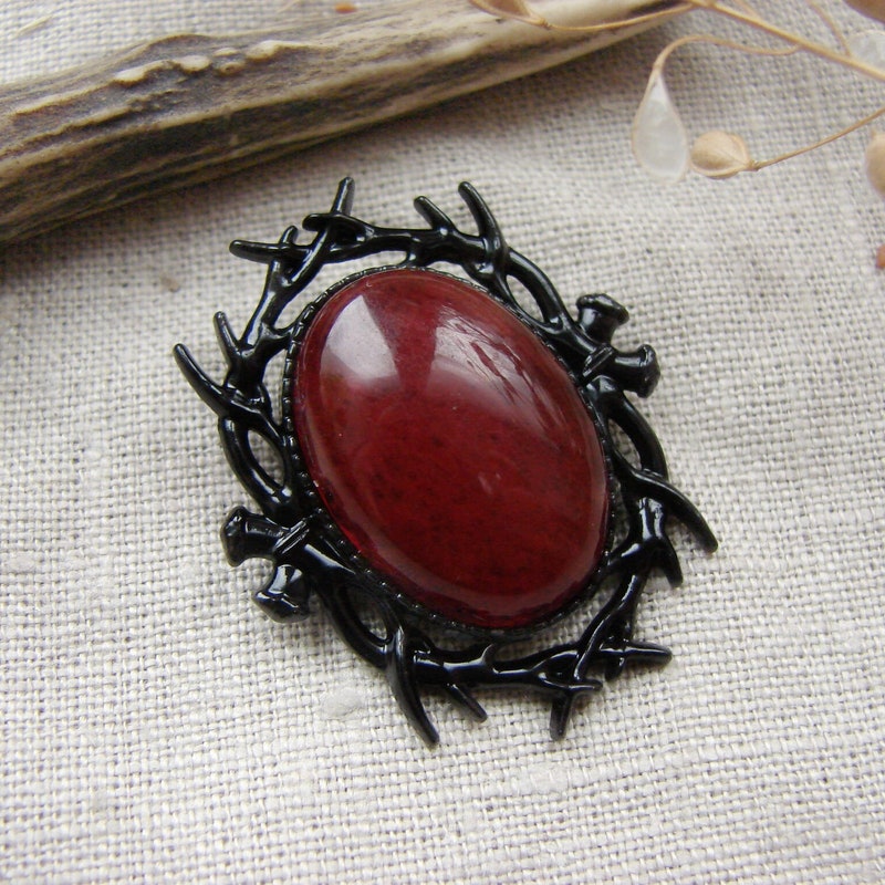 Red Vintage Brooch - Etsy
