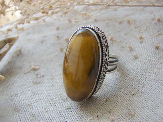 Tiger eye natural stone ring size 8 1/4 big crystal powerful | Etsy