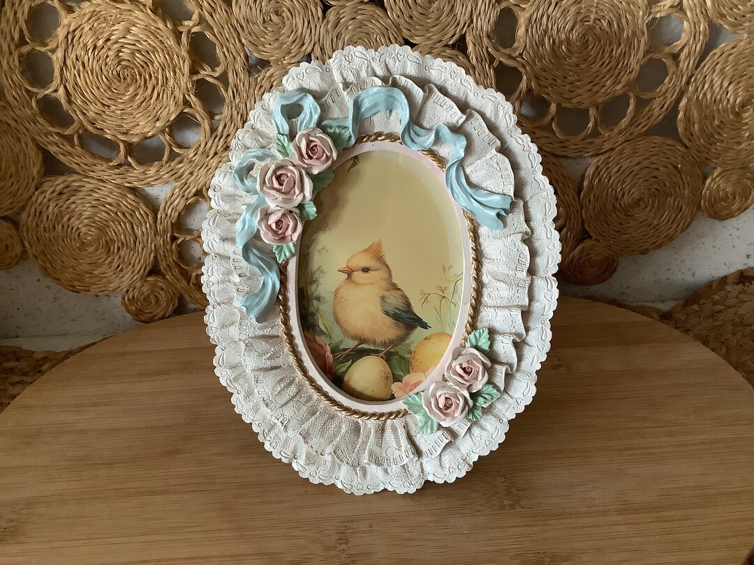 Vintage Oval Frame, Charming Lace Style With Blue Bow & Pink Roses ...