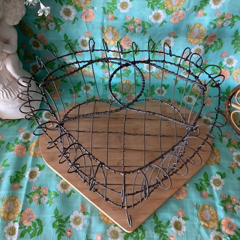 Wire Heart Basket - Etsy