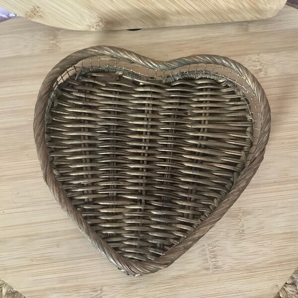 Wire Heart Basket - Etsy