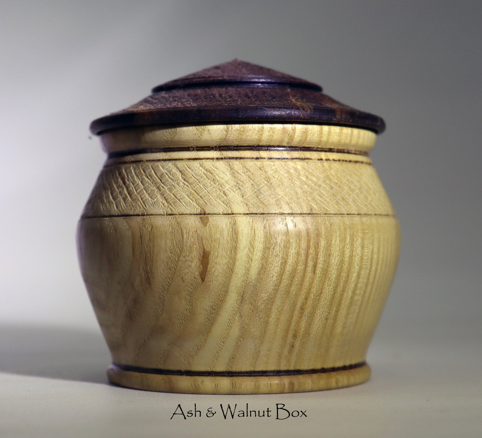 Black Walnut and Ash Box - Etsy