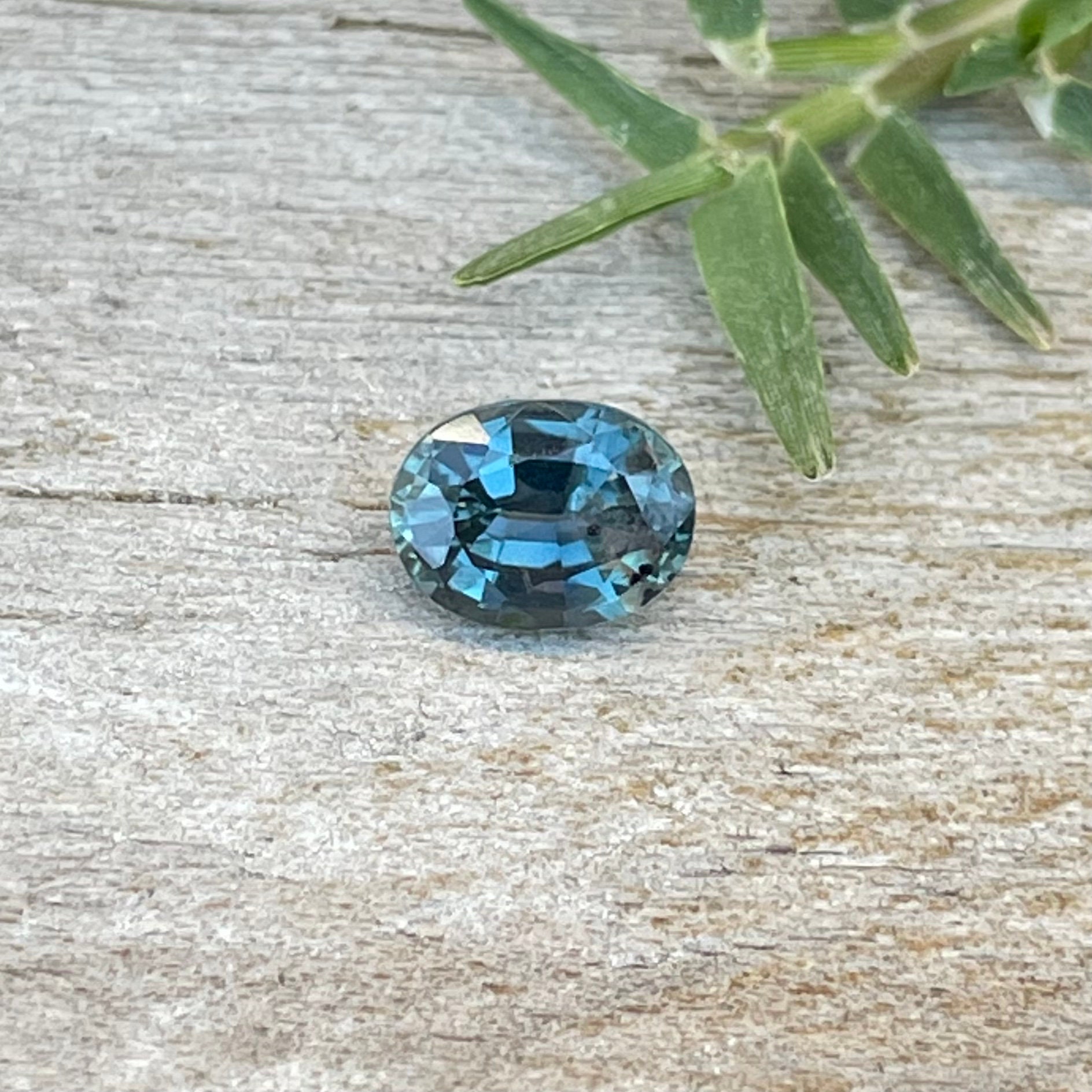 Zafiro verde azul natural / Corte ovalado / Zafiro pavo real / | Etsy