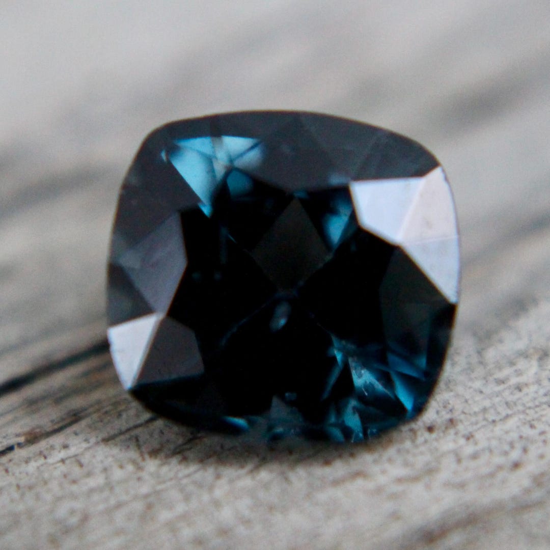 Natural Teal Spinel | Cushion cut | 1.91 Carat | 7.40x7.00 mm | Spinel ...