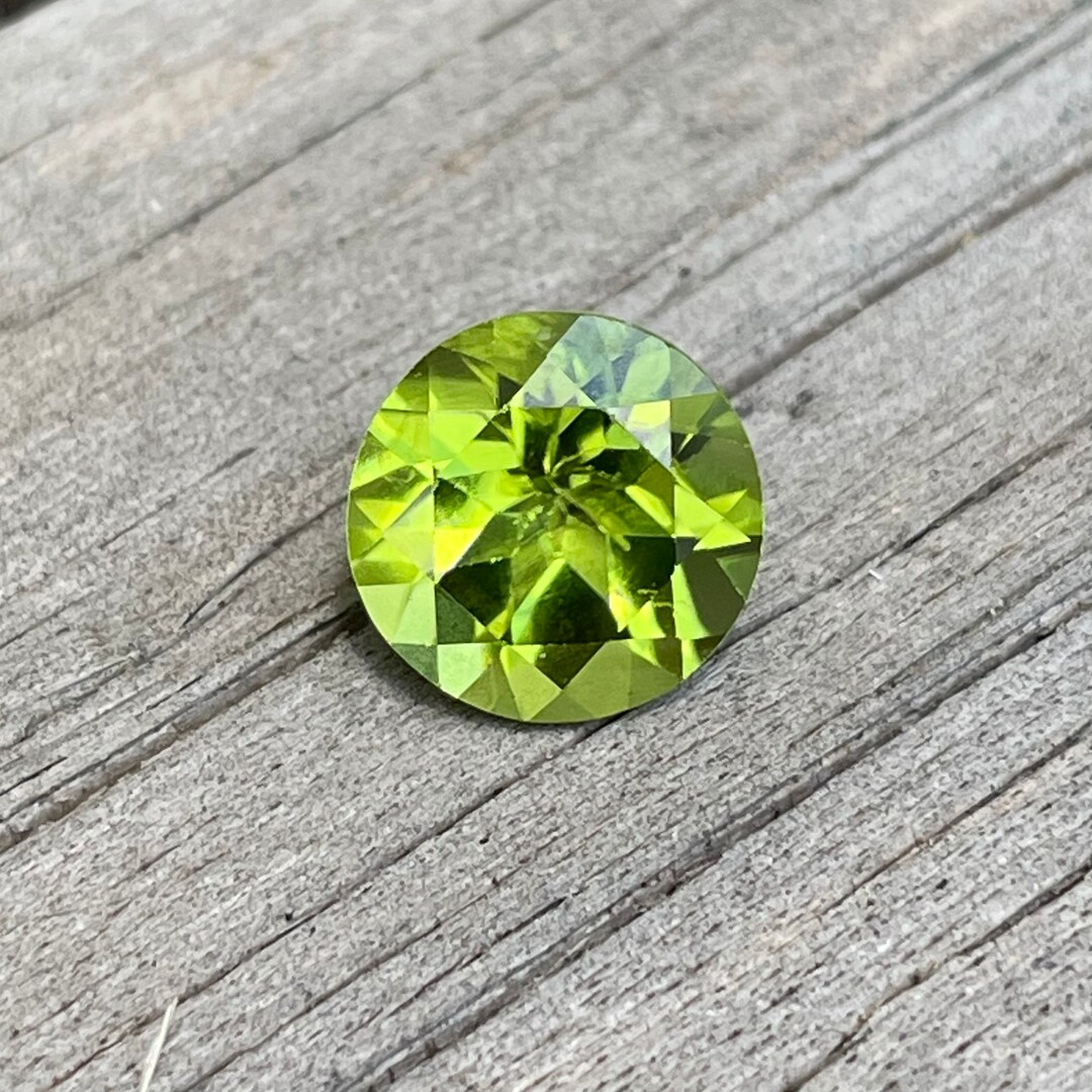 Natural Peridot | Round Cut | 0.90 Carat | 6 Mm | Unheated | Untreated ...