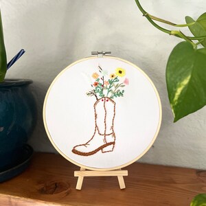 Wildflowers in a Cowboy Boot Embroidery Hoop Pattern - PDF Digital ...