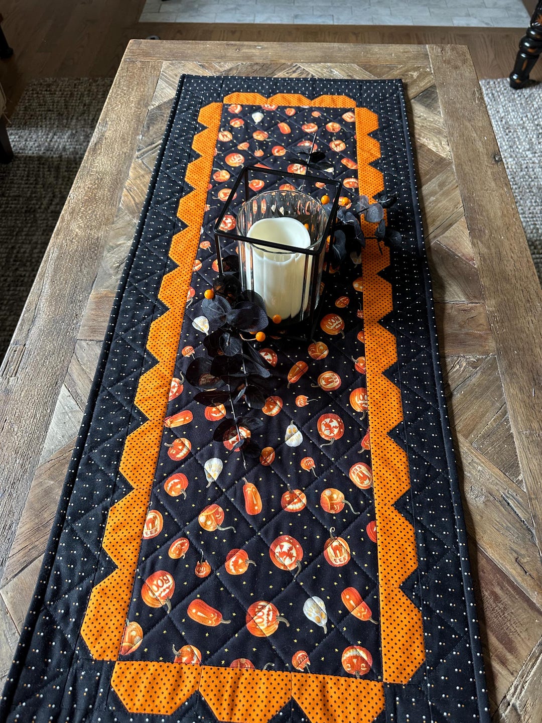 Sassy Scalloped Table Runner / Instant PDF Download / 16" X 40" - Etsy