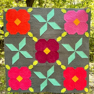 Spinner Blossoms Quilt Pattern PDF / 3 Sizes / Topper, Baby & Throw ...