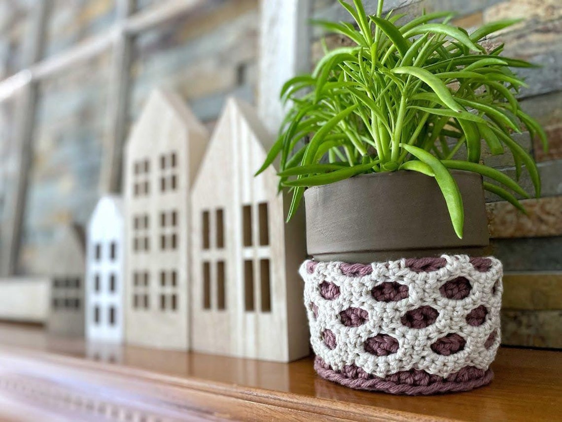 Crochet Basket PATTERN // Honeycomb Plant Basket, Planter, Plant Basket ...