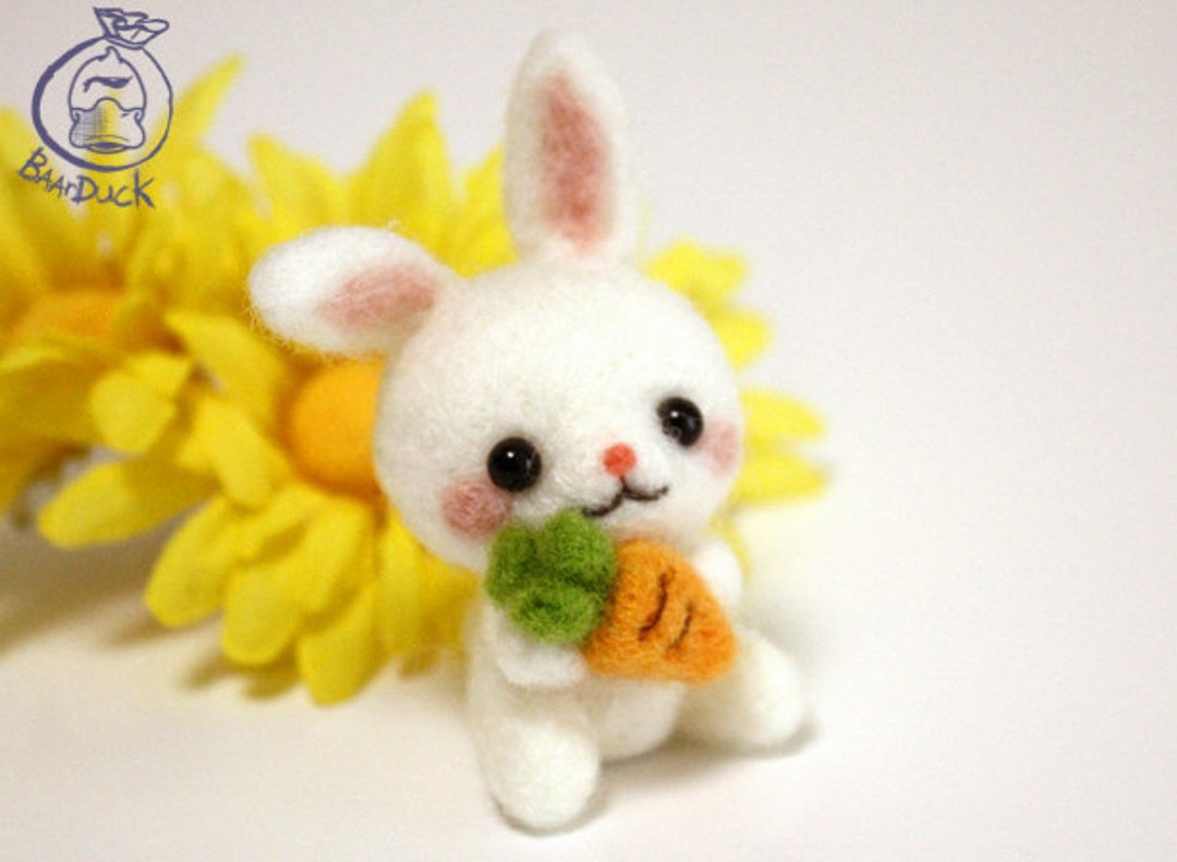 Easter Bunny Beginner DIY Felting Kit, Wool Felt Needle Craft, Handmade ...