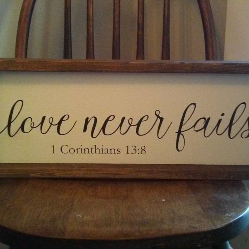 Love Never Fails Sign - Etsy