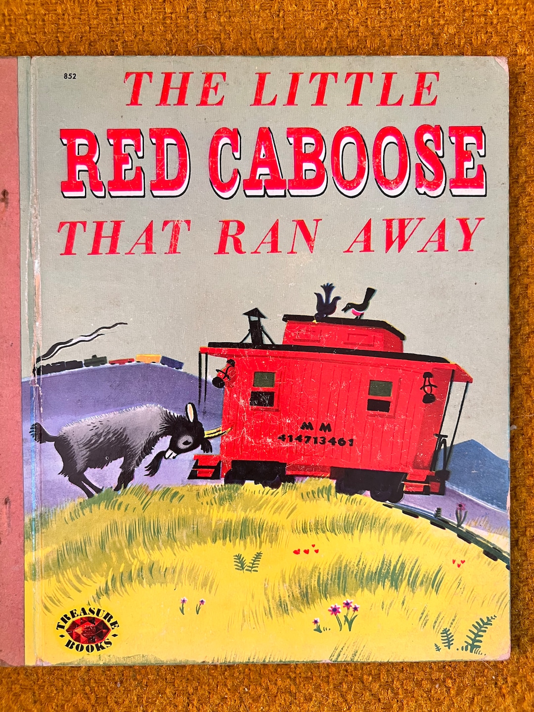 The Little Red Caboose That Ran Away / Polly Curren Peter Burchard ...