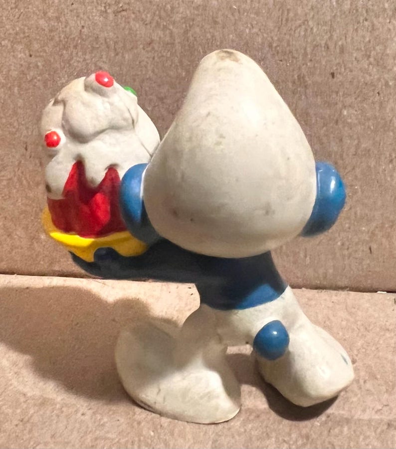 Vintage Schleich Smurf With Cake Birthday Baker Figurine - Etsy