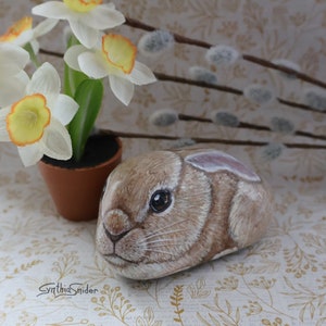 Rabbit Painted Rock, Brown Rabbit, Painted Stone, Brown Bunny Rock ...
